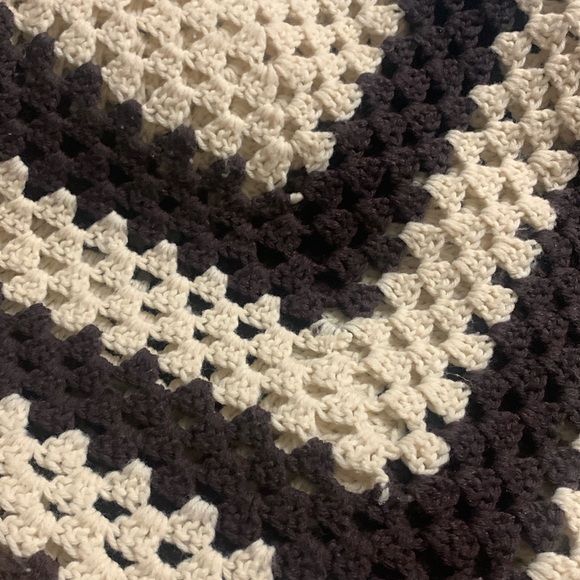 Bedding | Vintage Handmade Crochet Brown Cream Throw 52 X 64 Inches ...